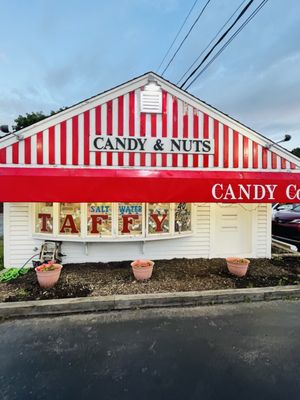 CANDY CO. - Updated December 2025 - 44 Photos & 55 Reviews - 975 Rt 28 ...