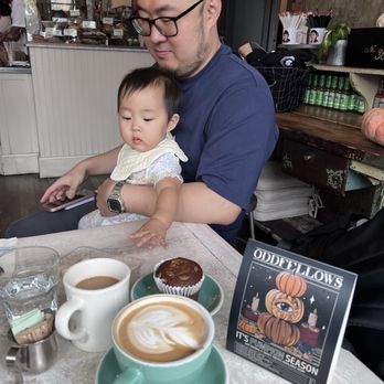 ODDFELLOWS CAFE & BAR - Updated April 2025 - 1797 Photos & 1593 Reviews ...