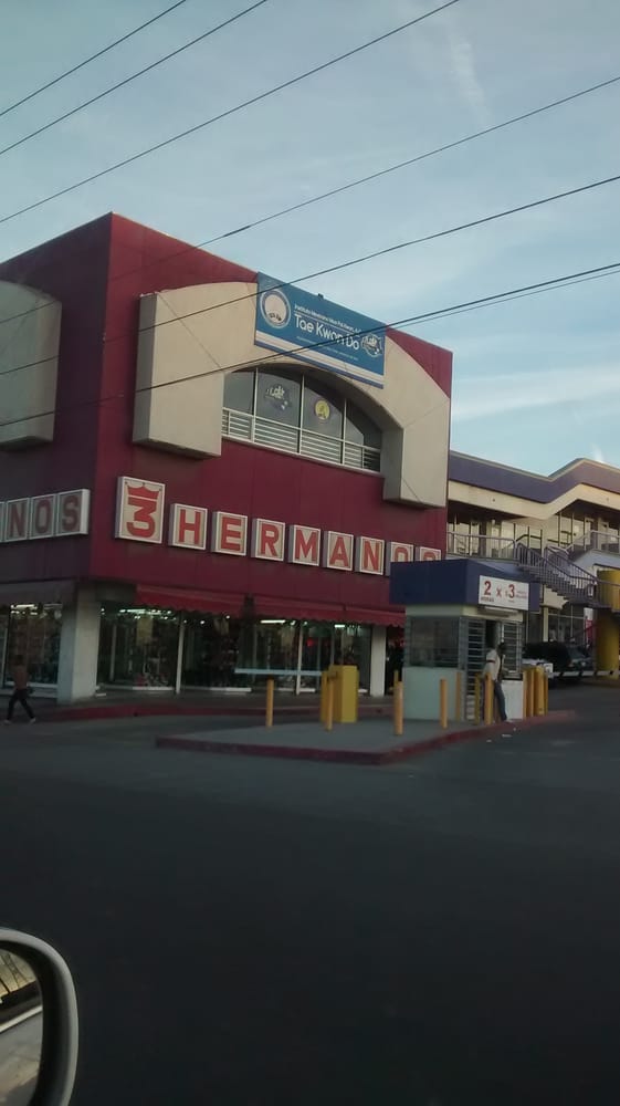 3 HERMANOS near Blvd. Cucapah, Tijuana, Baja California, Mexico - Shoe ...