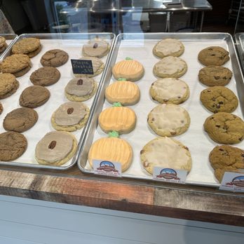 MARY’S MOUNTAIN COOKIES - Updated November 2025 - 46 Photos & 42 ...