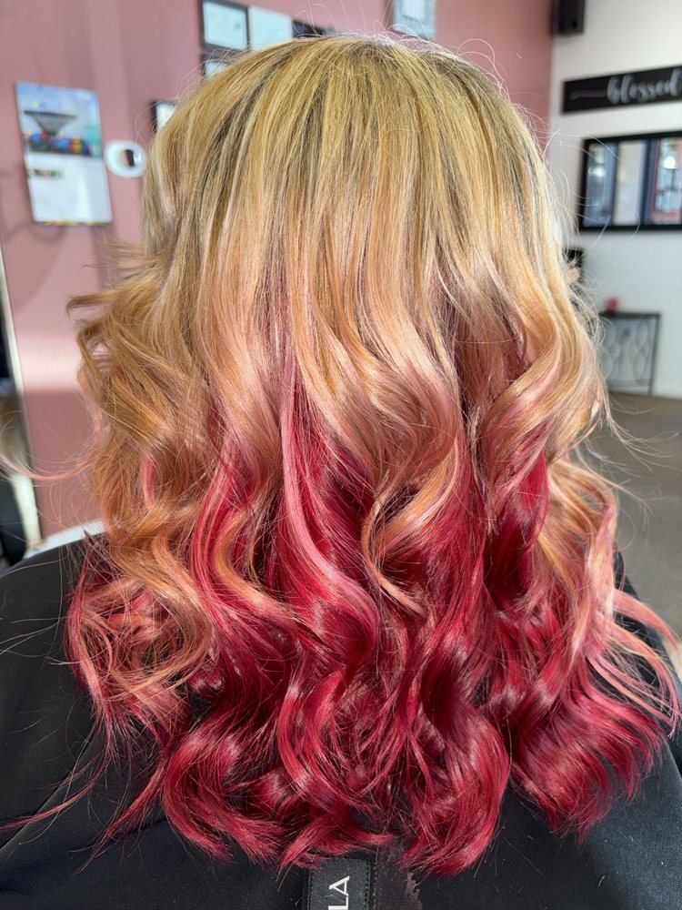 ATTRACTIONS HAIR STUDIO - Updated December 2025 - 17 Reviews - 3751 ...