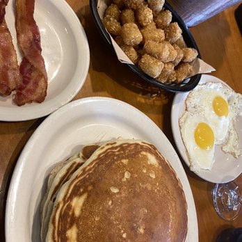 WATERLOO ICE HOUSE SOUTHPARK MEADOWS - Updated November 2024 - 208 ...