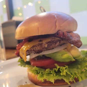 206 BURGER COMPANY - Updated August 2024 - 77 Photos & 65 Reviews - 101 ...