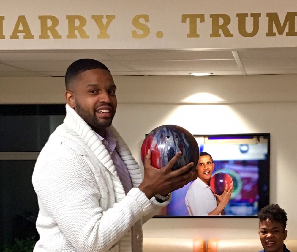 WHITE HOUSE BOWLING ALLEY - Updated December 2024 - 18 Photos & 17 ...
