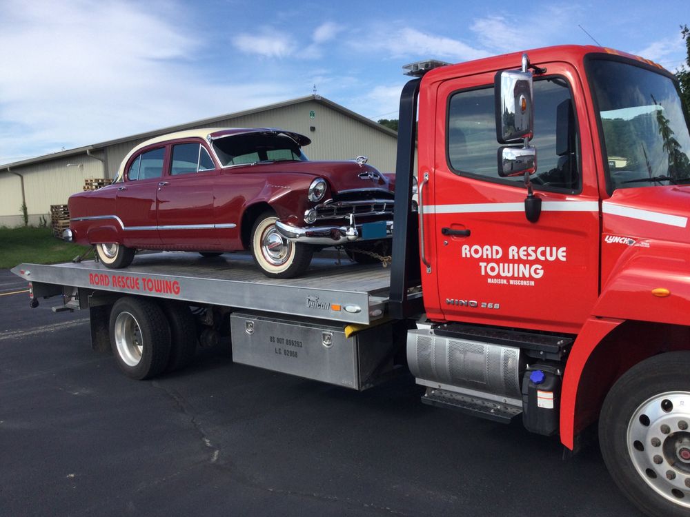 ROAD RESCUE TOWING - Updated October 2025 - 13 Reviews - 1050 Regent St ...