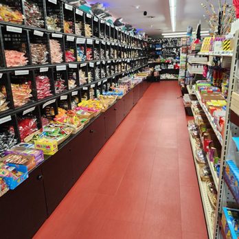 CANDY CO. - Updated December 2025 - 44 Photos & 55 Reviews - 975 Rt 28 ...