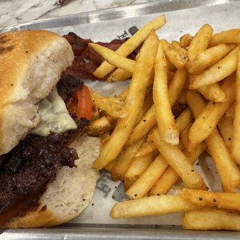 FUN BUNS - Updated October 2025 - 207 Photos & 104 Reviews - 15000 SH ...