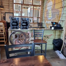 STRAP TANK BREWERY - Updated July 2025 - 443 Photos & 594 Reviews - 596 ...