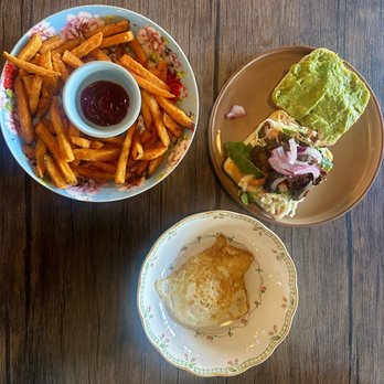 OME CALLI CAFÉ - Updated December 2025 - 75 Photos & 44 Reviews - 2260 ...