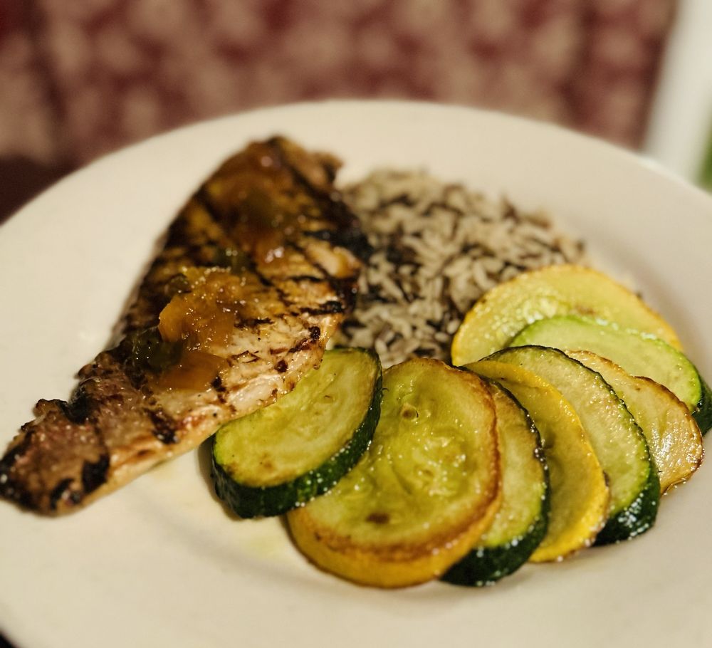 BOWERS HOTEL - Updated January 2026 - 35 Photos & 70 Reviews - 298 ...