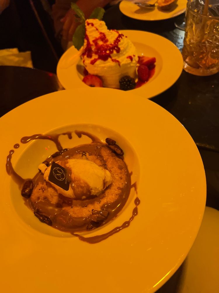 LE MATIGNON - Updated July 2025 - 90 Photos & 94 Reviews - 3 avenue ...