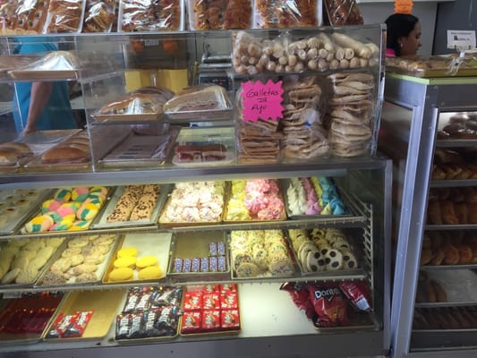 MR BAKERY - Updated November 2024 - 10 Photos & 16 Reviews - 3158 W ...