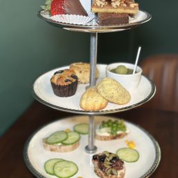 NEWBROOK KITCHEN - Updated March 2025 - 34 Photos - 106 Elm St ...