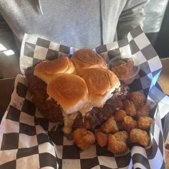 UNBRANDED TAVERN & KITCHEN - Updated December 2025 - 83 Photos & 35 ...