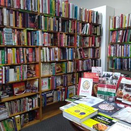 THE BEST 10 Bookstores in Indianapolis, IN - Last Updated July 2021 - Yelp