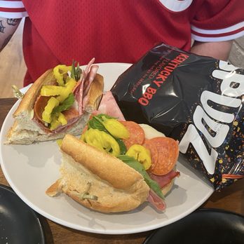 HOP ATOMICA - Updated March 2025 - 157 Photos & 72 Reviews - 1318 ...