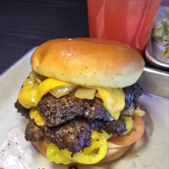 BUZZIN BURGERS - Updated December 2025 - 76 Photos & 40 Reviews - 440 ...