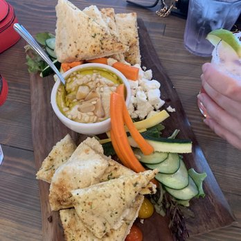 BARNYARD CRAFTHOUSE & EATERY - 306 Photos & 323 Reviews - 11011 E ...