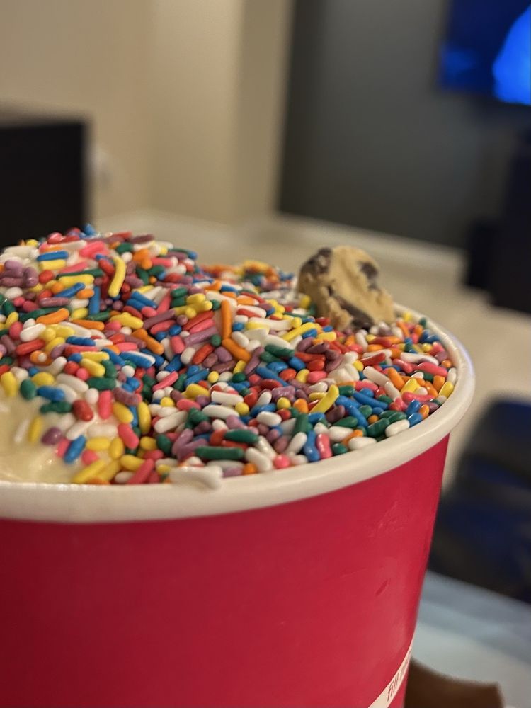 CHILLER BEE FROZEN YOGURT - FRISCO - Updated December 2025 - 53 Photos ...