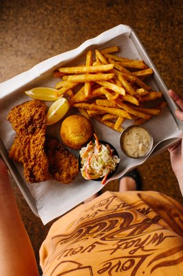 MOTOR BAR & RESTAURANT - Updated October 2025 - 564 Photos & 256 ...