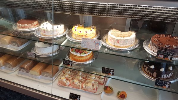 RED HOUSE BAKERY - 36 Photos & 18 Reviews - Bakeries - 11 Glen Watford ...