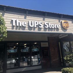 THE UPS STORE - 24 Photos & 63 Reviews - 2443 Fair Oaks Blvd ...