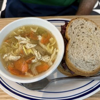 MAVEN’S DELICATESSEN - Updated October 2025 - 284 Photos & 345 Reviews ...