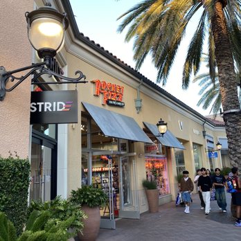 ROCKET FIZZ - Updated July 2025 - 474 Photos & 178 Reviews - 823 ...