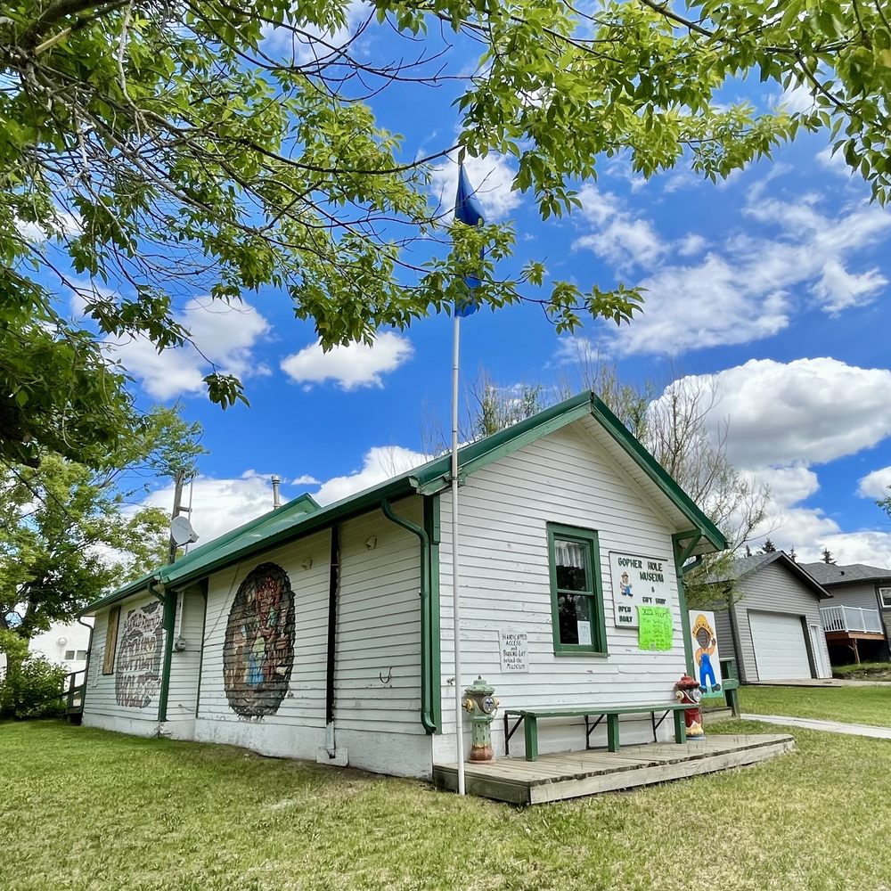 GOPHER HOLE MUSEUM - Updated October 2025 - 23 Photos - 208 1 Street SW ...