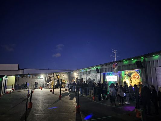 DISTURBIA HAUNTED HOUSE CHICAGO - Updated May 2025 - 50 Photos & 40 ...