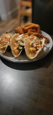 TOWNE TAVERN - Updated December 2025 - 64 Photos & 78 Reviews - 3138 ...