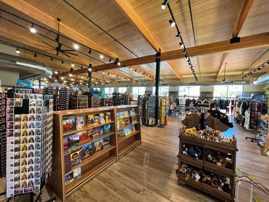 BUMBLEBERRY GIFT SHOP - Updated September 2025 - 198 Photos & 126 ...