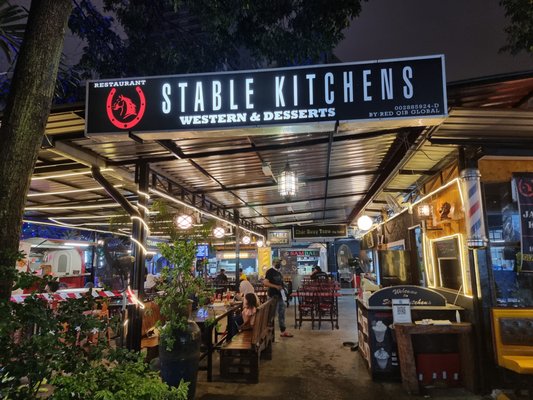 STABLE KITCHENS - Open for Business - 11 Photos - Pohjois-Karjala ...