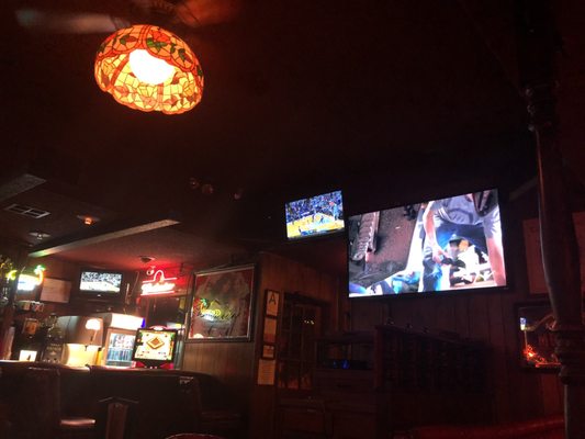 MAXDONS BAR AND-GRILL - 76 Photos & 131 Reviews - Dive Bars - 1340 W ...