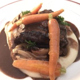 LE SWAN - Updated January 2026 - 238 Photos & 76 Reviews - 892 Queen St ...