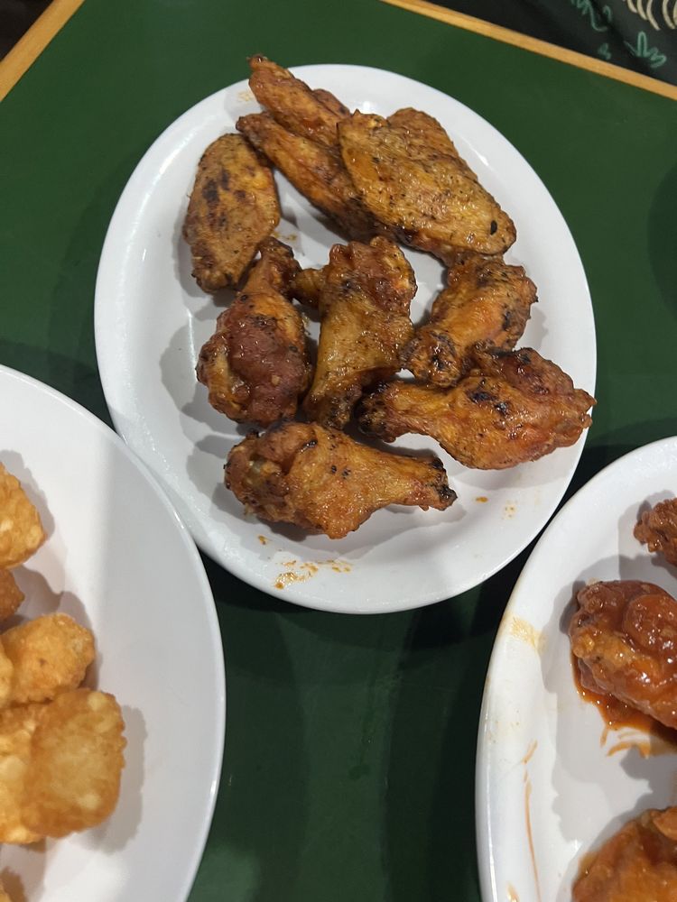 GATORS DOCKSIDE - WATERFORD LAKES - Updated June 2026 - 198 Photos ...