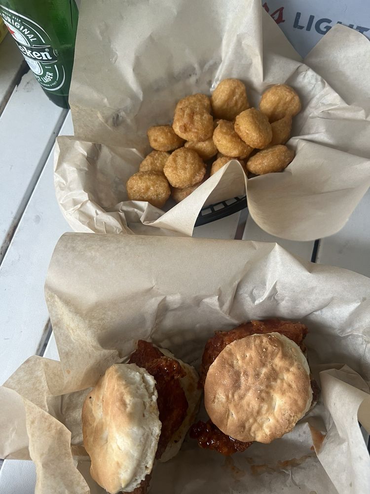 THE DOG HOUSE PUB - Updated January 2026 - 53 Photos & 52 Reviews - 14 ...