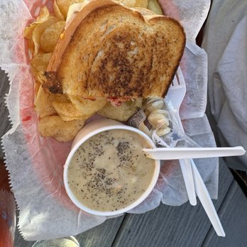 GILBERT’S CHOWDER HOUSE - Updated June 2025 - 1127 Photos & 1152 ...