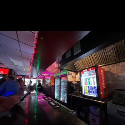 SNICKERS BAR & GRILL - Updated December 2025 - 135 Photos & 273 Reviews ...