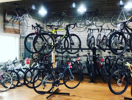 SKAGIT CYCLE CENTER - Updated October 2025 - 731 SE Pioneer Way, Oak ...