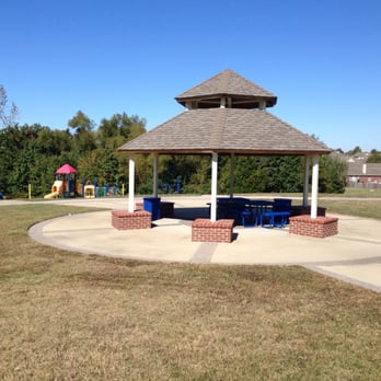 WINDWARD SLOPES PARK - Updated June 2025 - 14 Photos - 9700 Beverle ...