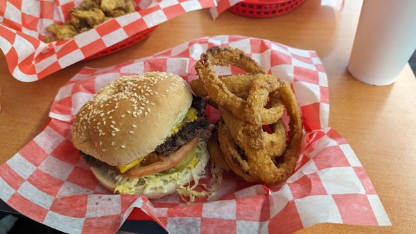 KC BURGER JOINT - Updated July 2024 - 25 Photos & 30 Reviews - 2424 NW ...