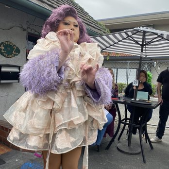 THE TIPSY GOAT - Updated May 2025 - 141 Photos & 423 Reviews - 159 E ...