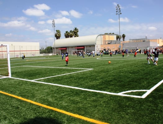 DELANO RECREATION CENTER - 14 Photos - Recreation Centers - 15100 Erwin ...