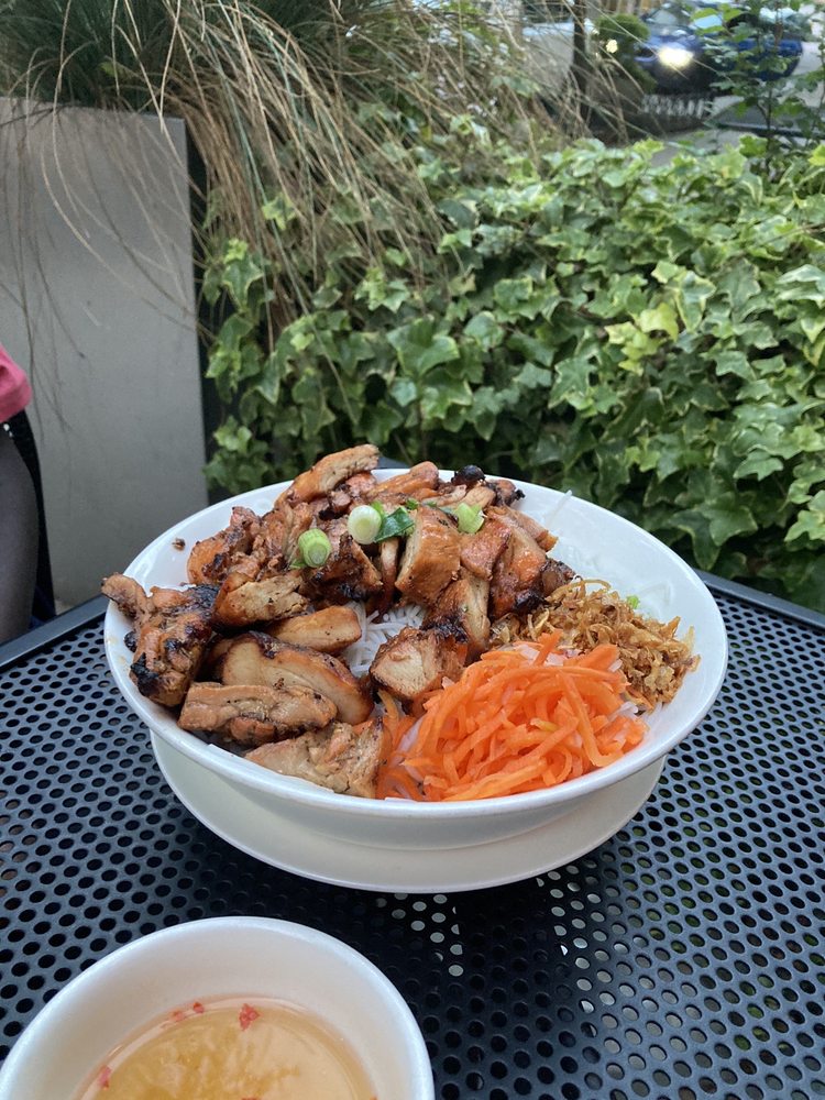 PHO KING - Updated June 2025 - 444 Photos & 307 Reviews - 950 W ...