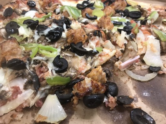 UNCLE HOWIE’S PIZZA - 79 Photos & 203 Reviews - 800 E Lugonia Ave ...