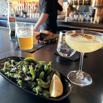 1881 KITCHEN TABLE - Updated August 2025 - 77 Photos & 51 Reviews - 112 ...