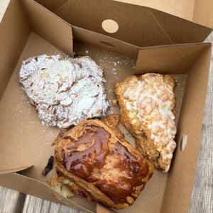 WAYFARER BREAD & PASTRY - 824 Photos & 550 Reviews - 5525 La Jolla Blvd ...