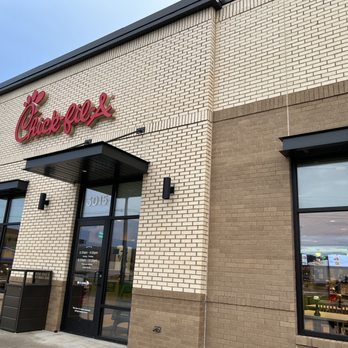 CHICK-FIL-A - Updated December 2025 - 24 Photos - 3015 S Kinney Coulee ...