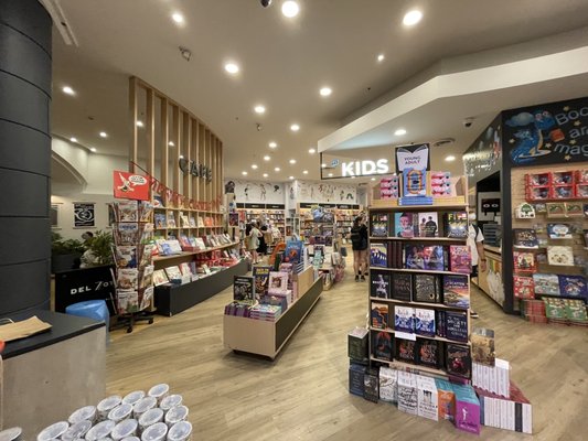 DYMOCKS - Updated October 2025 - 19 Photos & 11 Reviews - 234 Collins ...